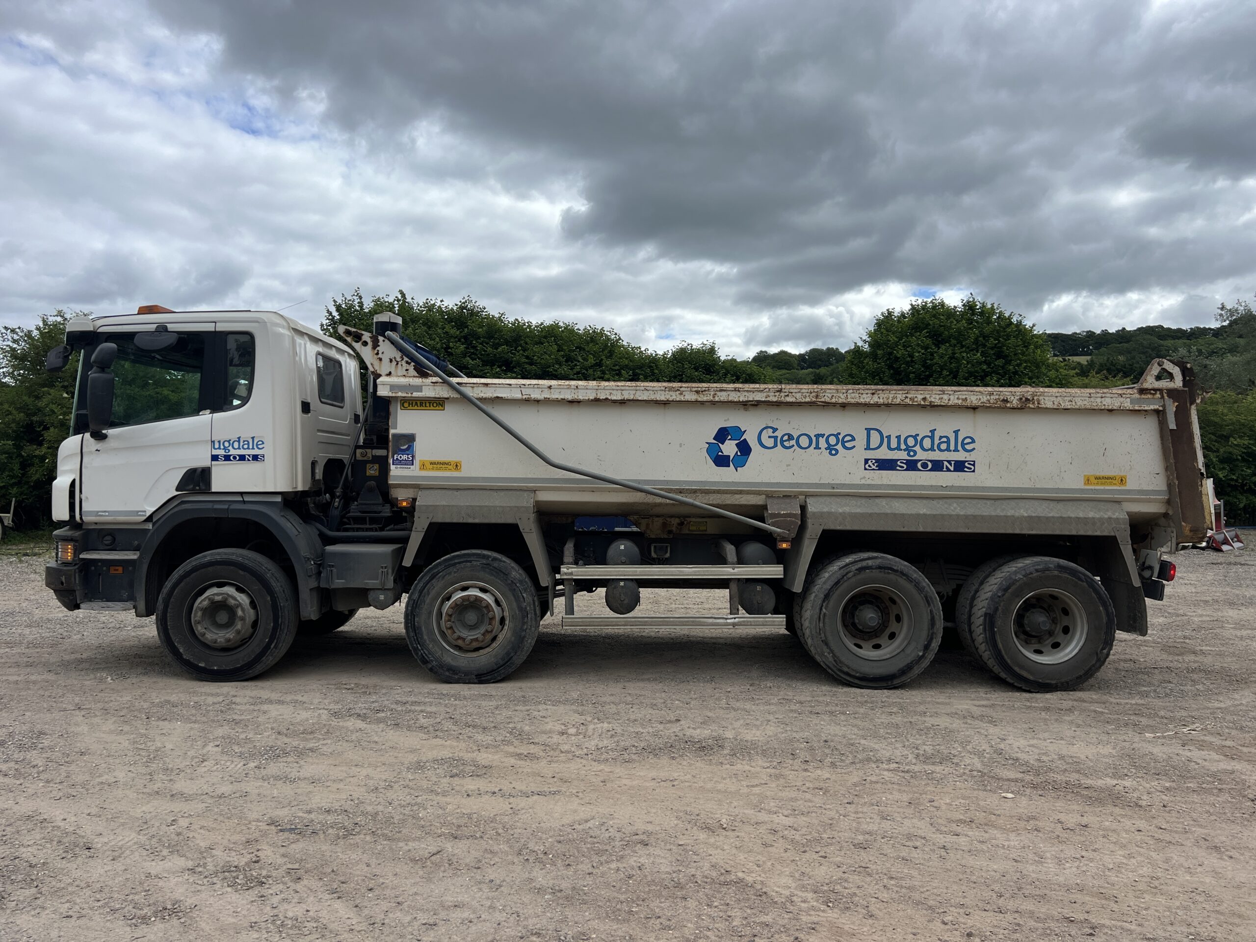 SCANIA P410 8X4 TIPPER - J Hawes LTD