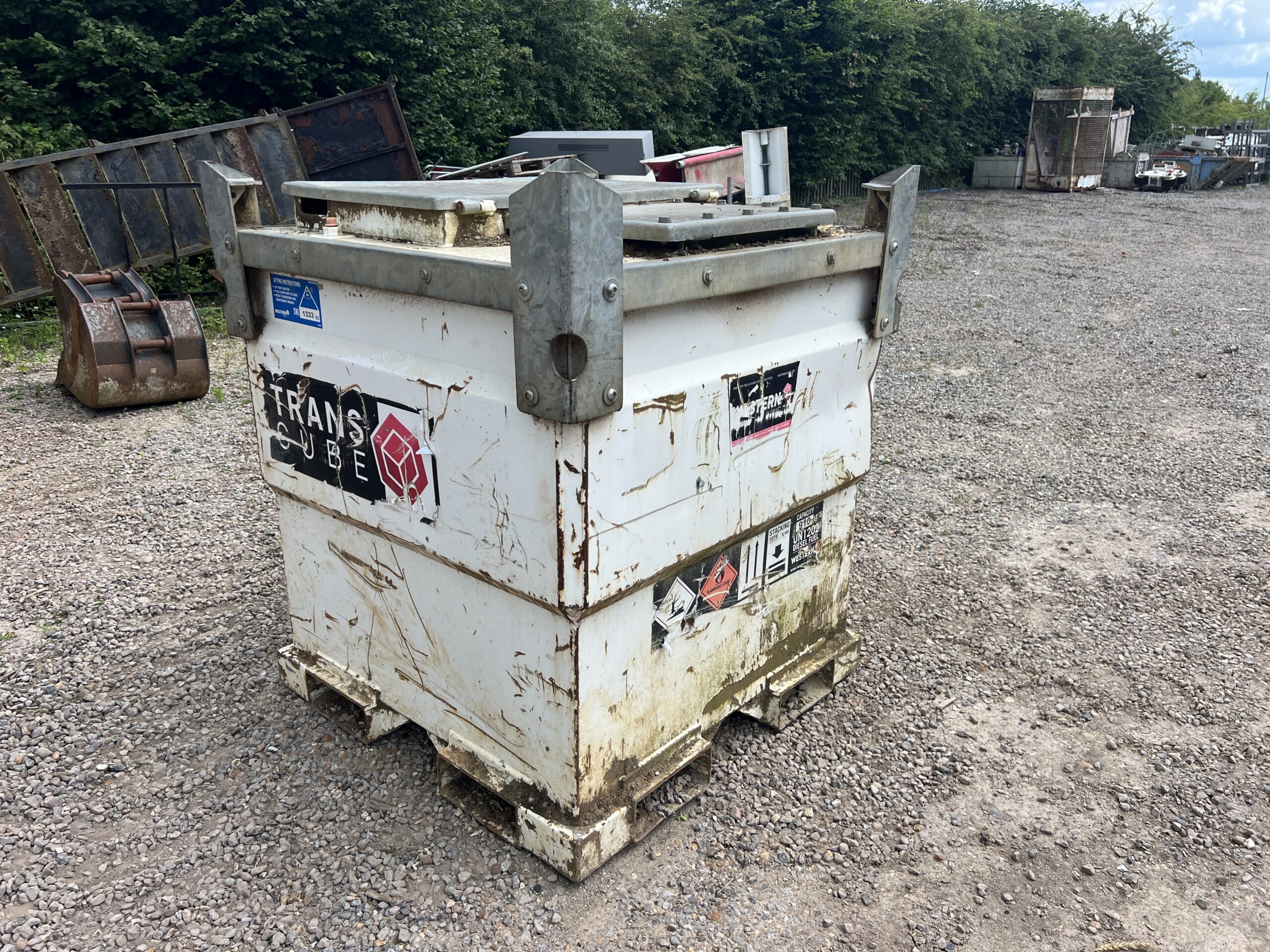WESTERN DIESEL TANK - J Hawes LTD