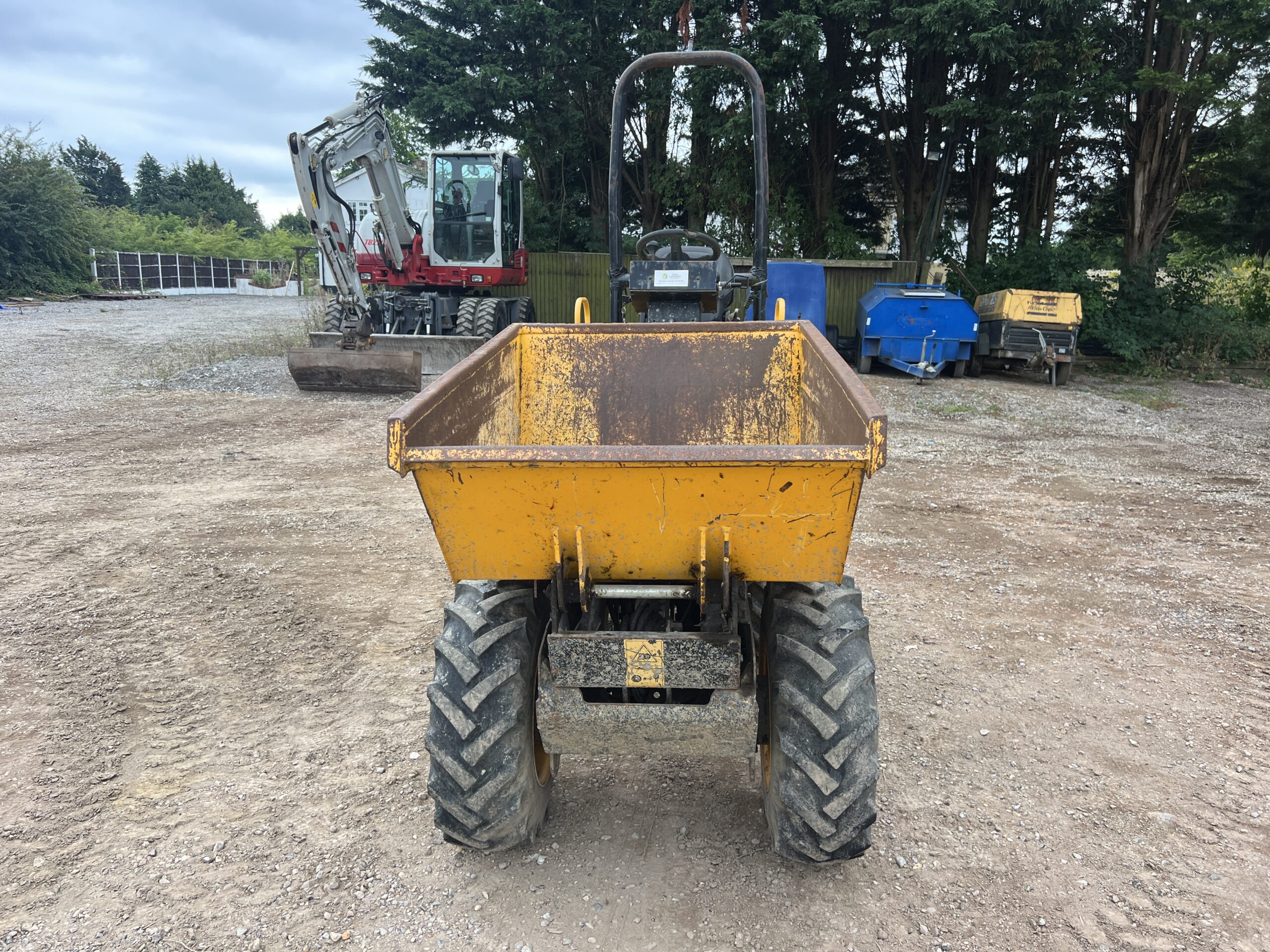 JCB 1THT SKIP LOADER - J Hawes LTD
