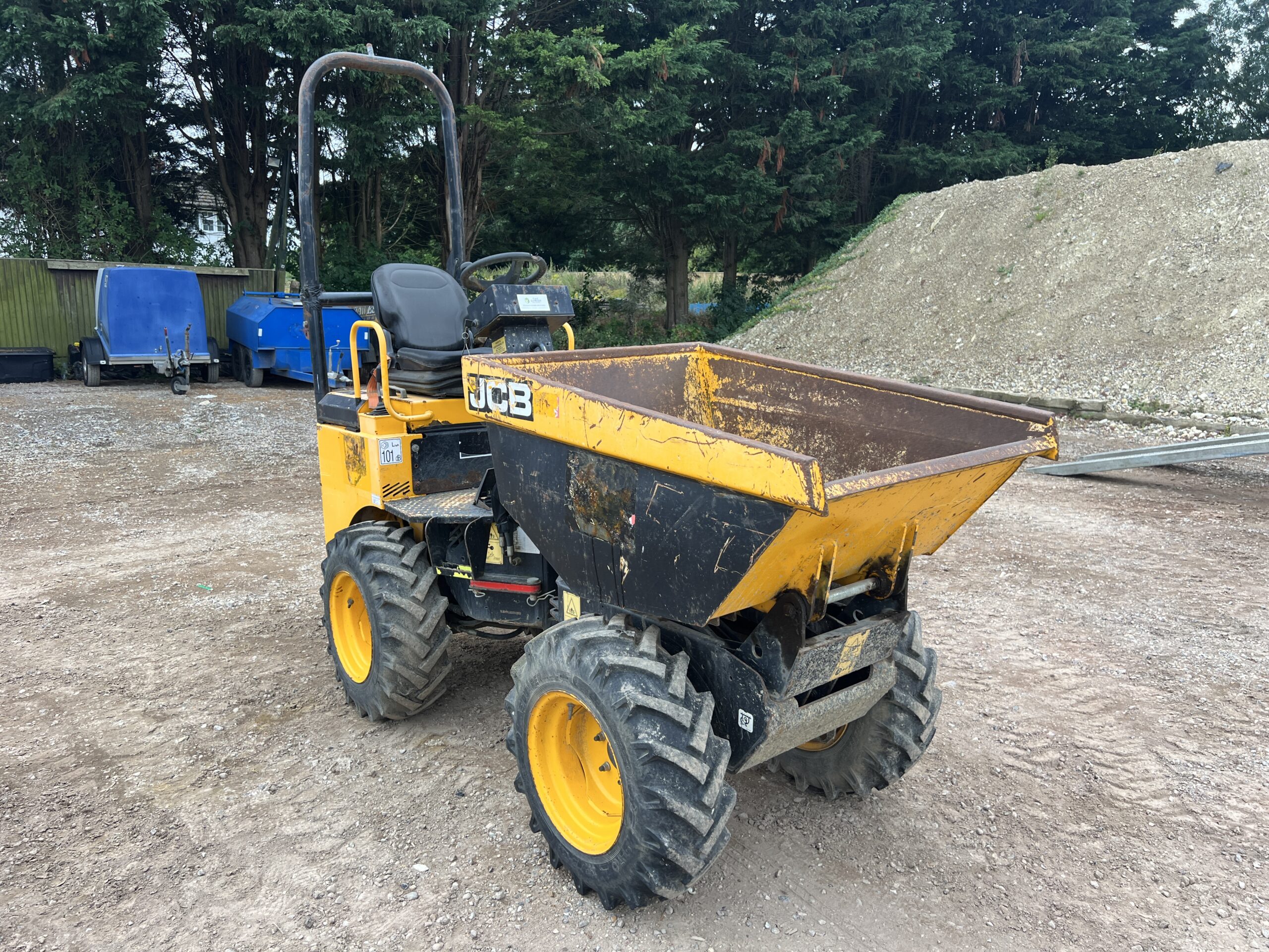 JCB 1THT SKIP LOADER - J Hawes LTD