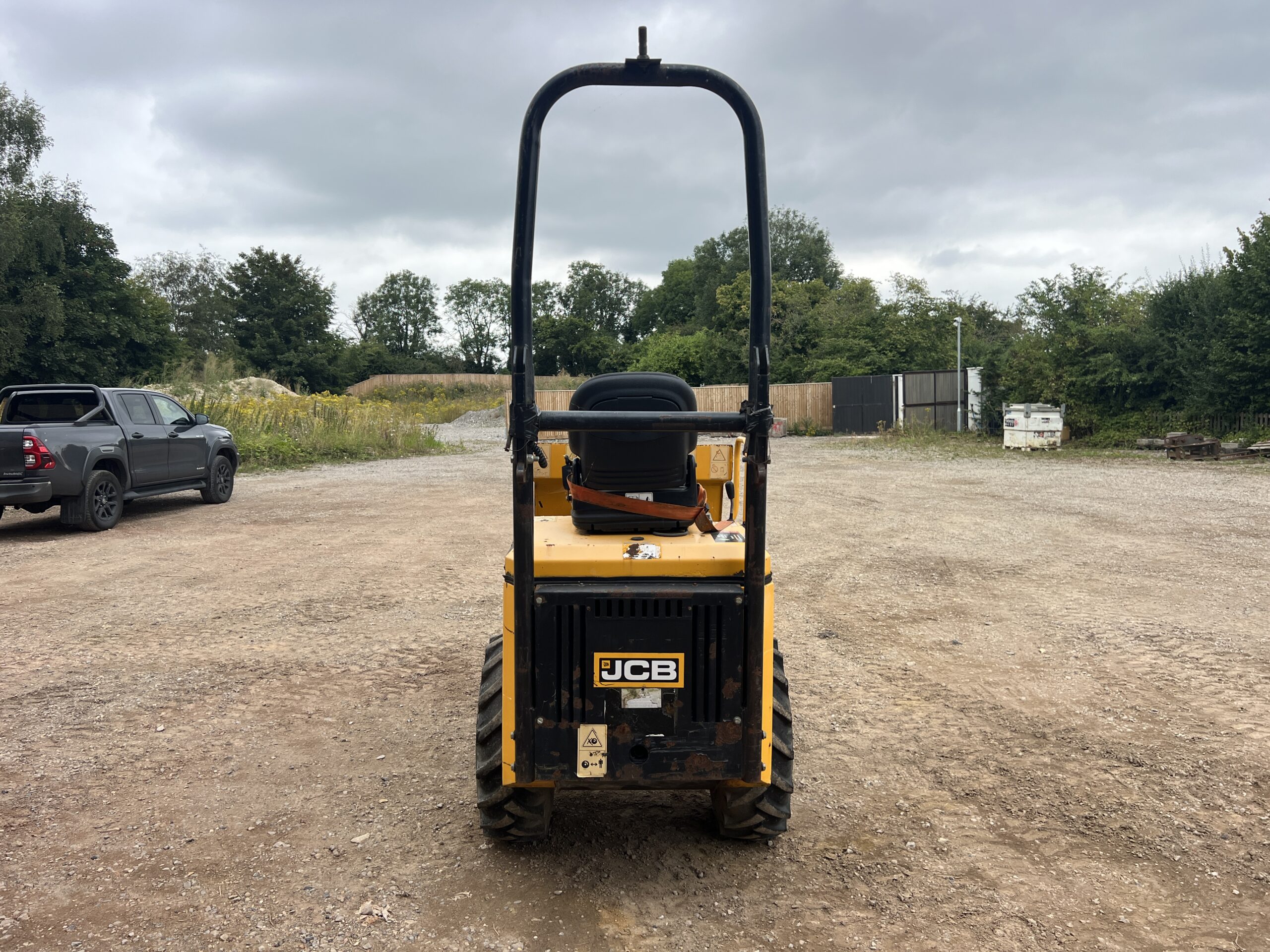 JCB 1THT SKIP LOADER - J Hawes LTD