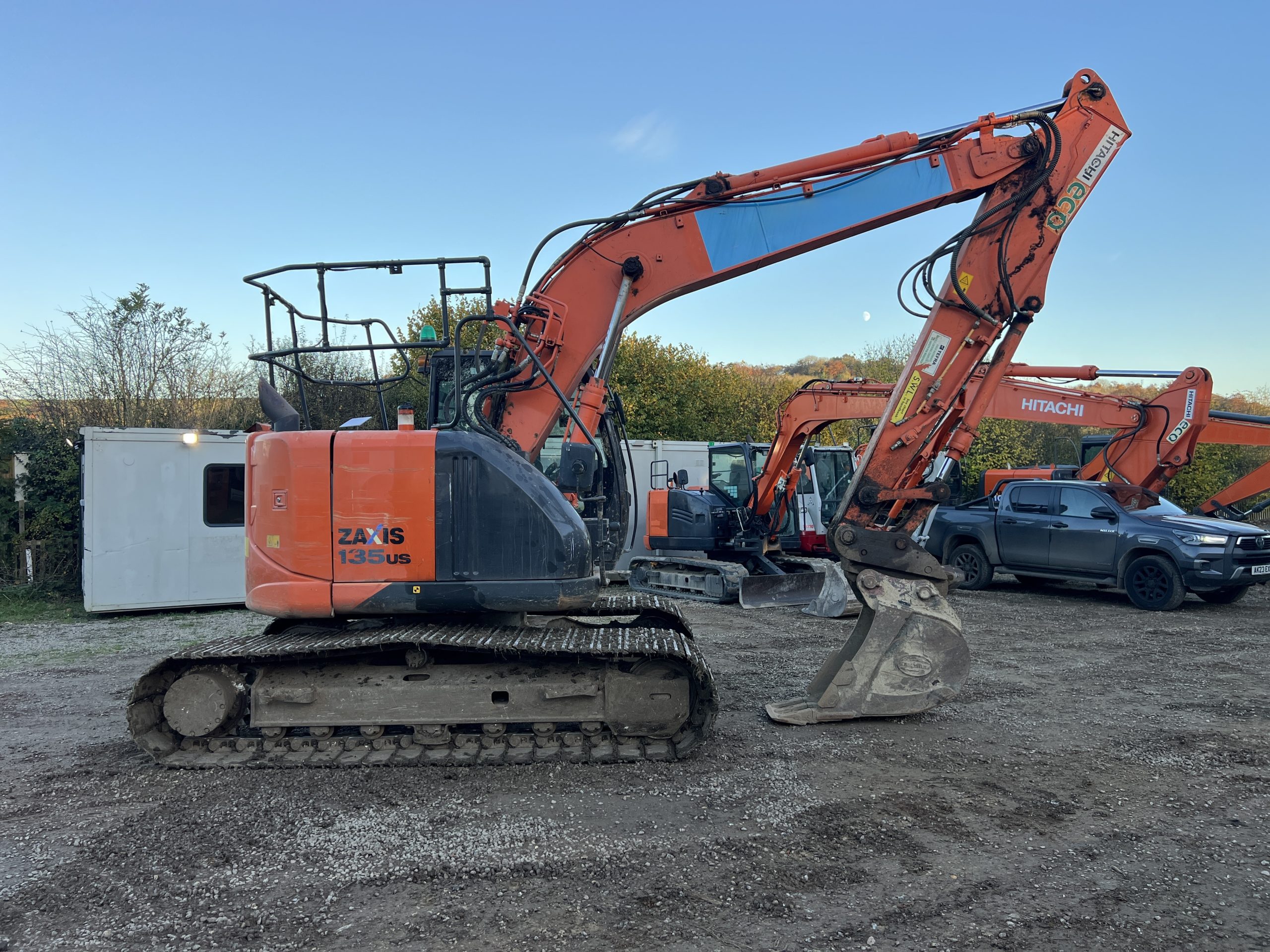 HITACHI ZX135US-5B - J Hawes LTD
